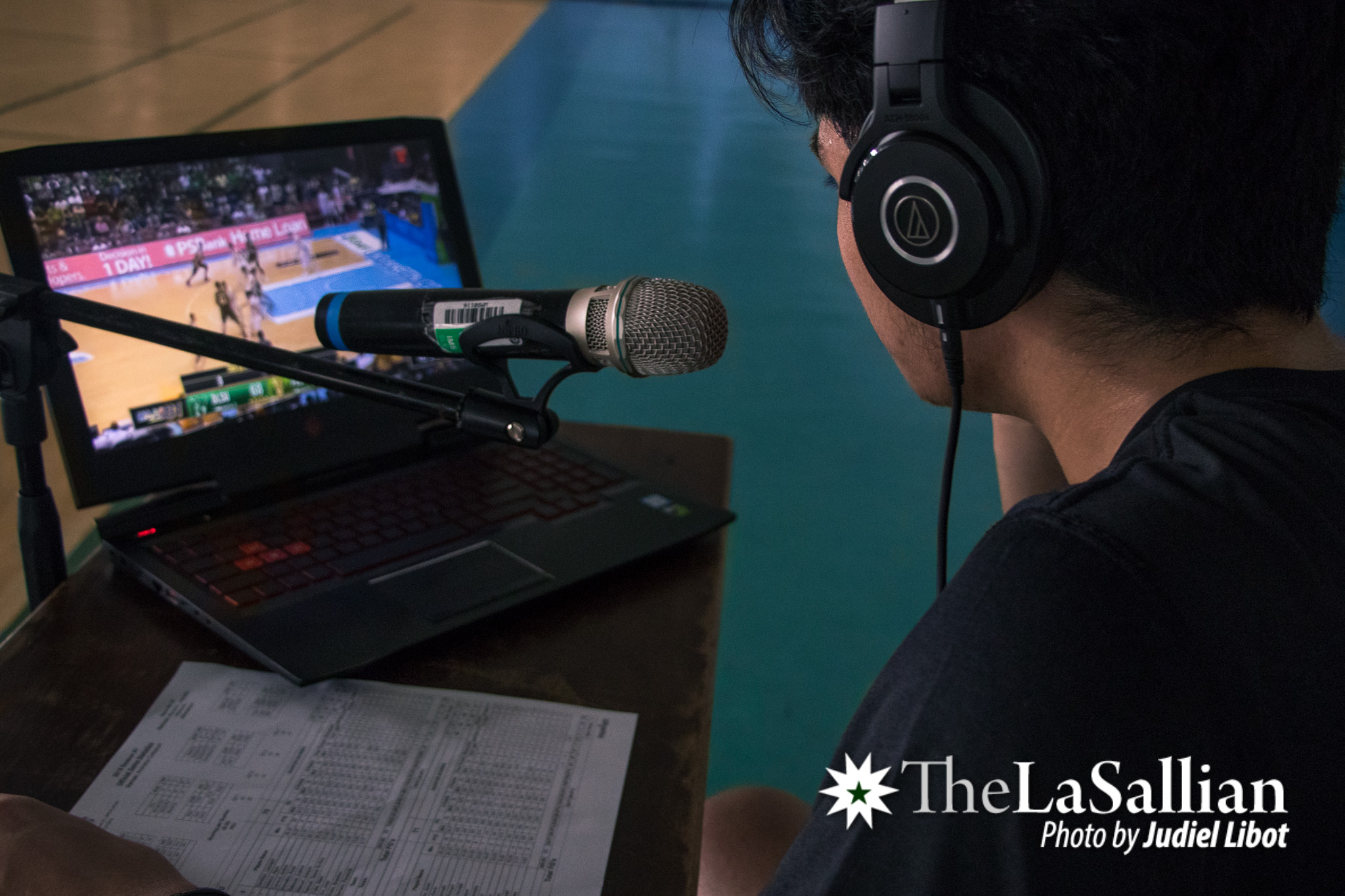 Frame by frame, play by play: A closer look into sports commentary ...