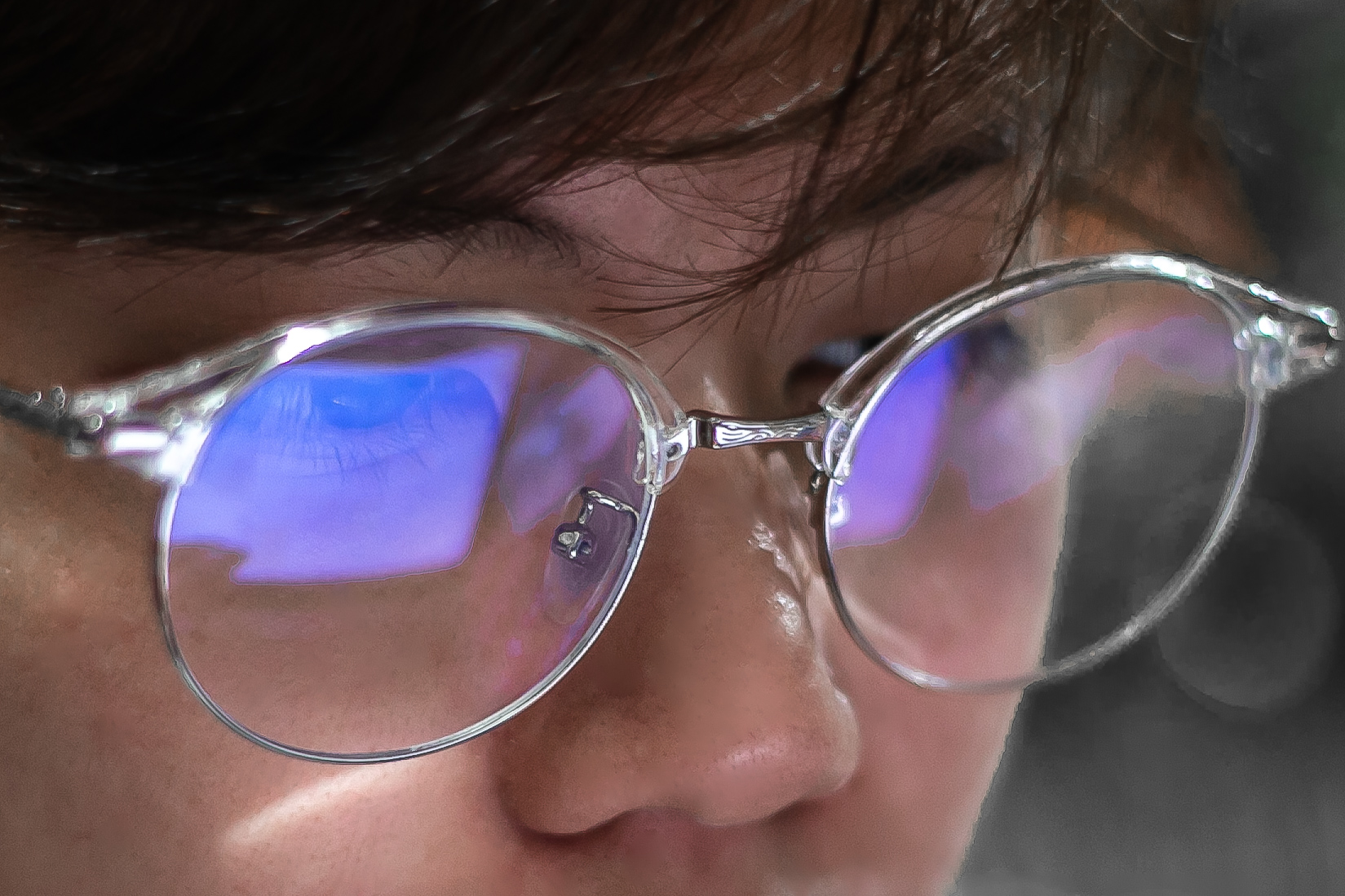 Seeing eye to eye: How blue light and remote learning affect ocular ...