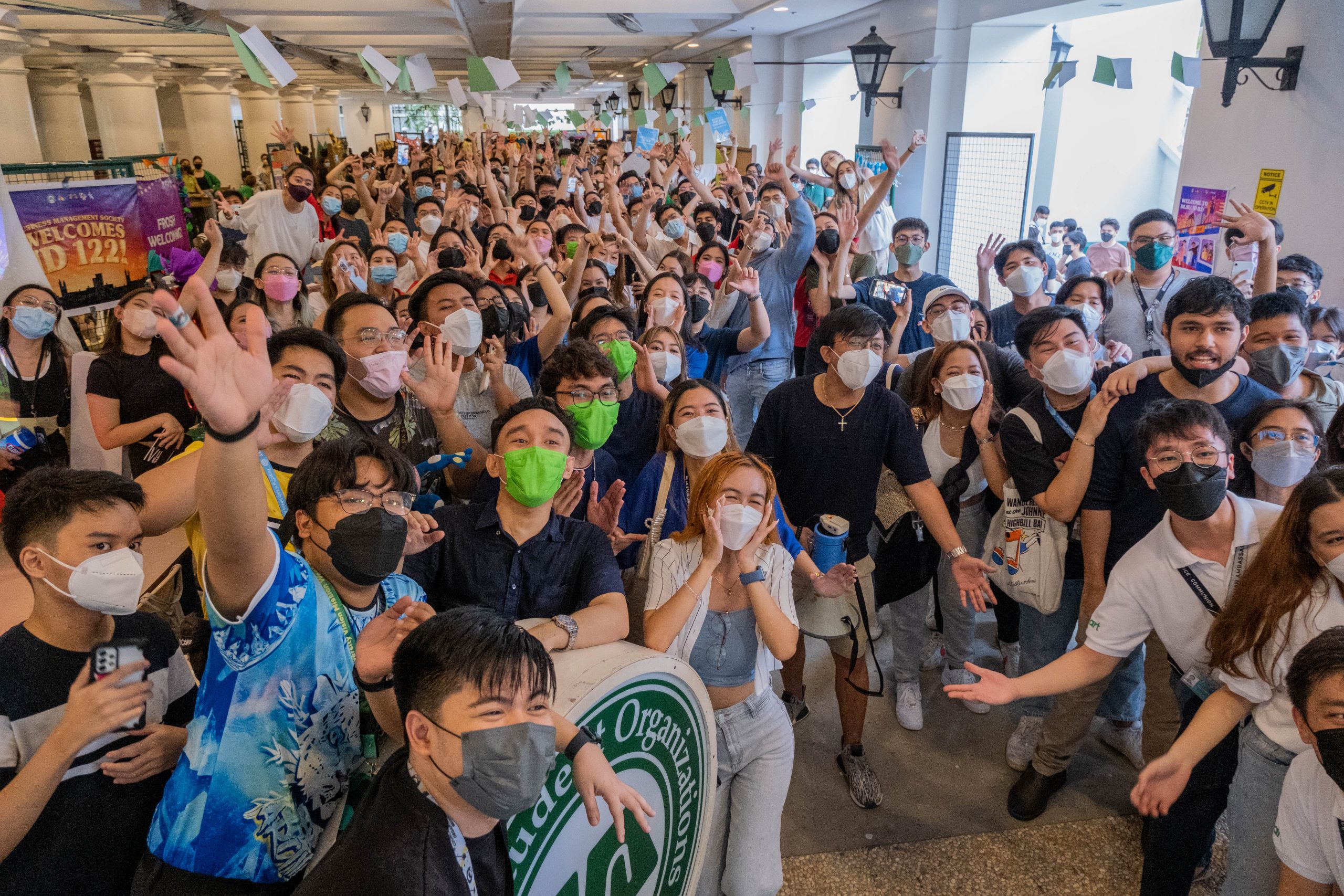 LPEP 2k22, Frosh Welcoming: Frosh set foot on campus after two years ...